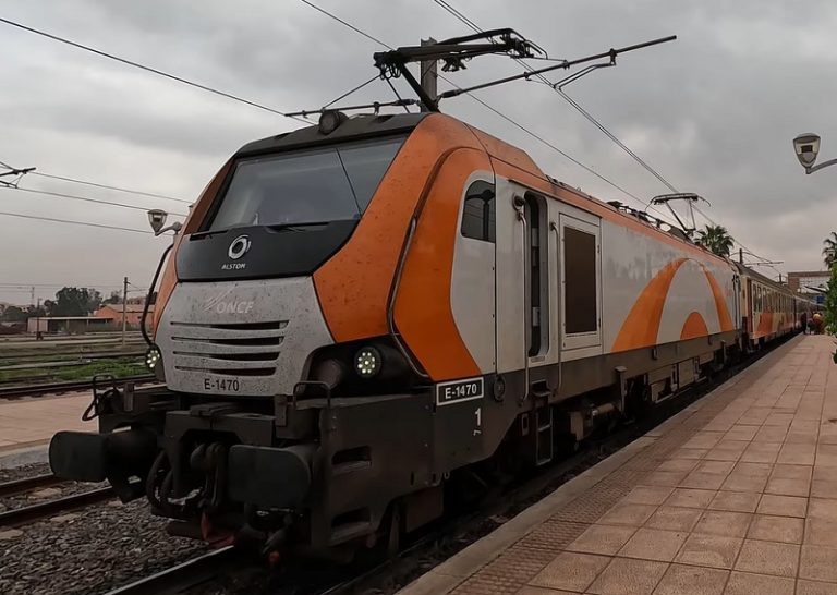 A Trip on the Marrakech to Casablanca Train - AndyBTravels